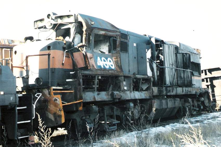 Wrecked MEC #400 (ex-#406) whitelined behind Waterville backshop: The ...