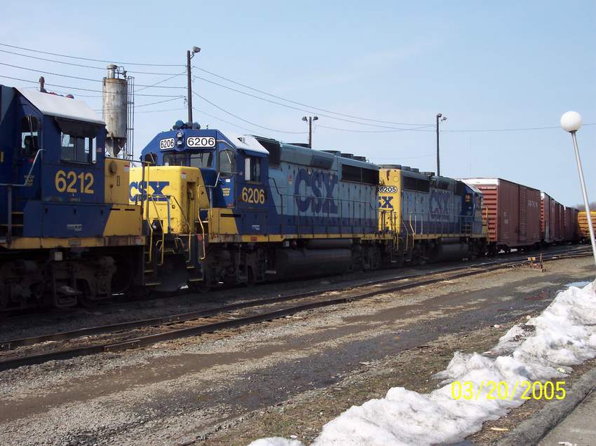 CSX 6241 and company continues out of the Framingham yard.: The NERAIL ...