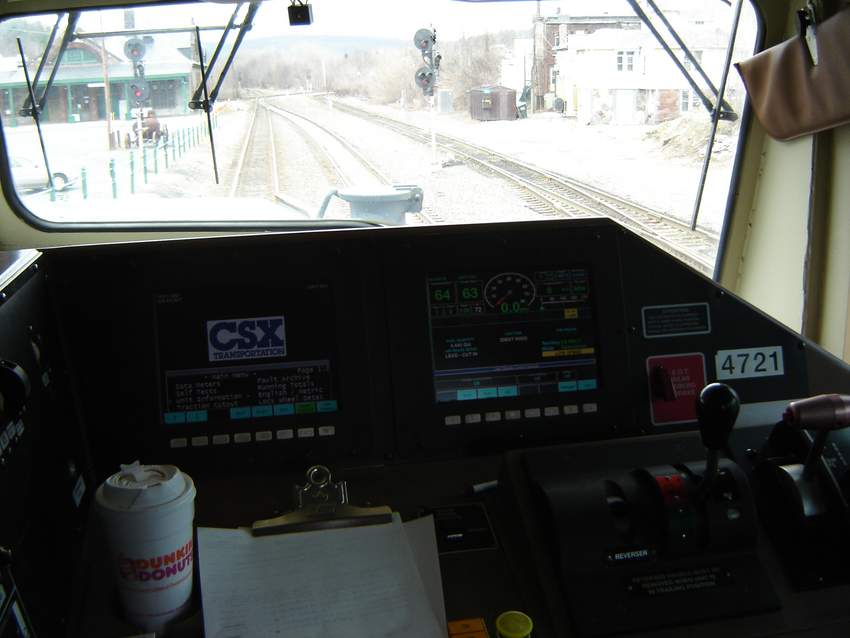Inside CSX SD70AC #4721 (1 of 8): The NERAIL New England Railroad Photo ...