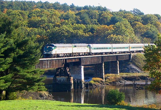 Maine Eastern westbound near Edgecomb Maine: The NERAIL New England ...