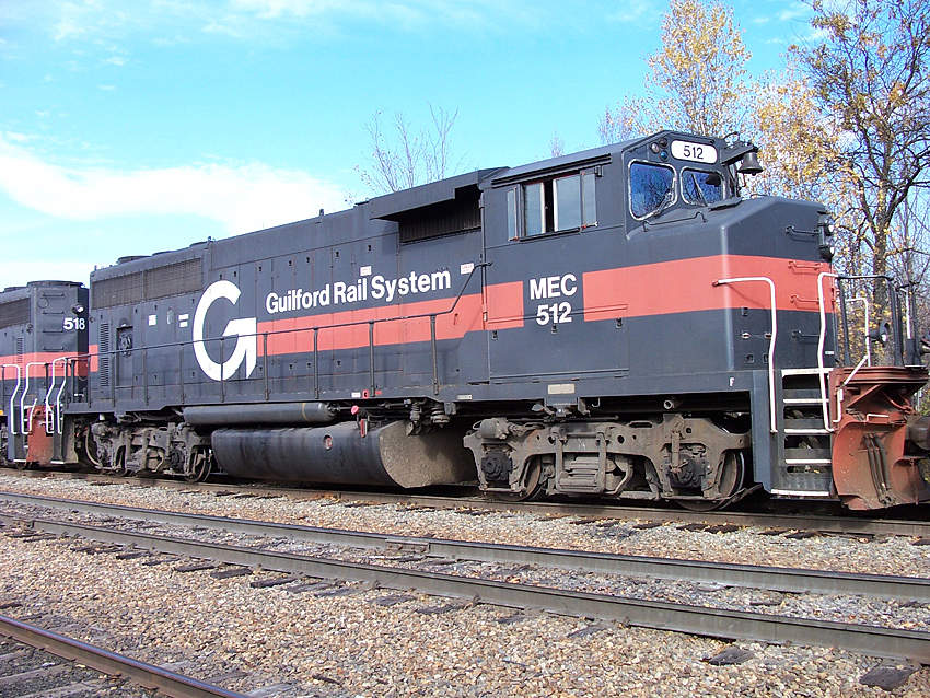 MEC 512 GP40-2W: The NERAIL New England Railroad Photo Archive