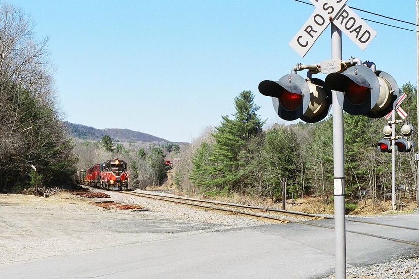 VRS Salt Train at Bartonsville covered bridge: The NERAIL New England ...