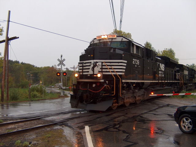 NS 2739 on a loaded coal train: The NERAIL New England Railroad Photo ...
