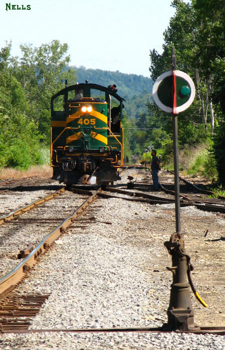 GMRC Alco 405 at Chester VT: The NERAIL New England Railroad Photo Archive