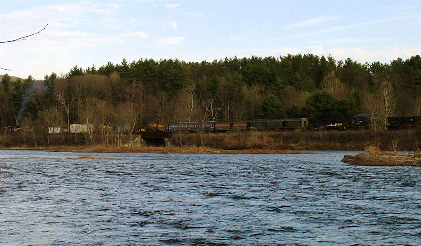 Derailment at Buckland: The NERAIL New England Railroad Photo Archive