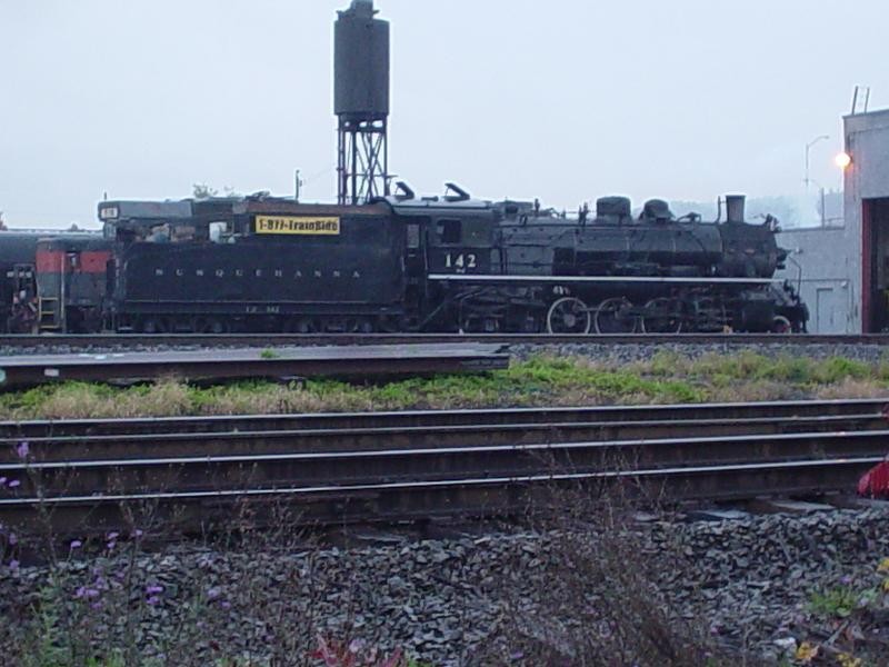 NYSW #142 in Binghamton Yards: The NERAIL New England Railroad Photo ...