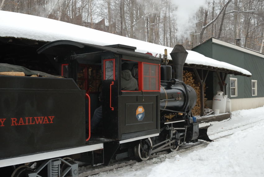 The JE Henry Railroad, Loon Mountain, NH: The NERAIL New England ...