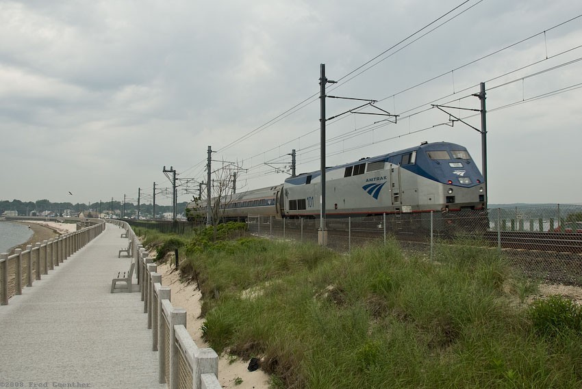 Amtrak 101 in Niantic CT: The NERAIL New England Railroad Photo Archive