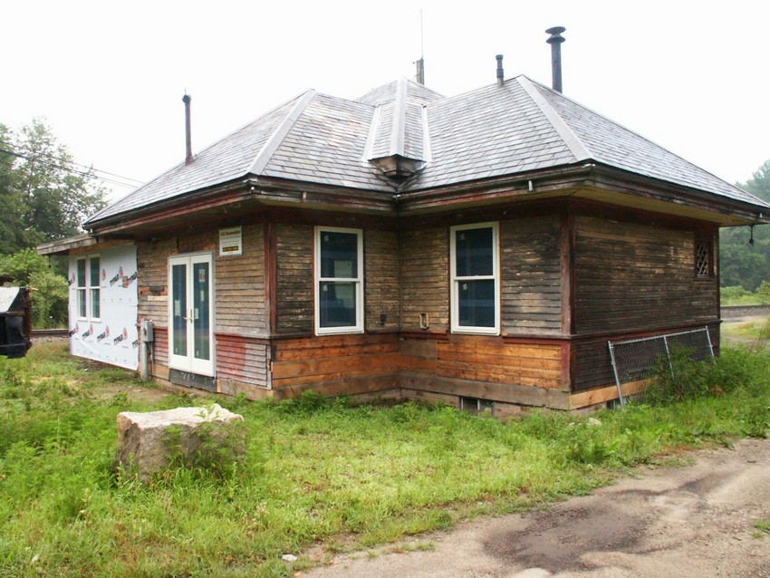 Rockingham Junction: The NERAIL New England Railroad Photo Archive