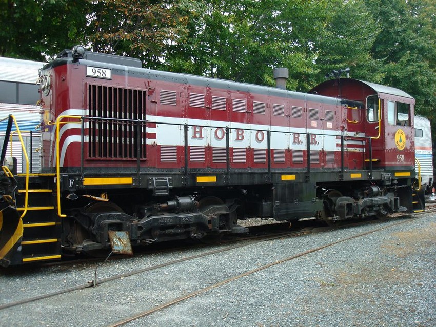 Hobo S-1 #958 at Lincoln: The NERAIL New England Railroad Photo Archive