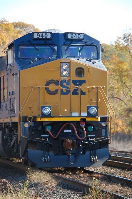 Close look at the nose of CSX 940: The NERAIL New England Railroad ...