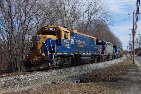 Big Northbound in Three Rivers: The NERAIL New England Railroad Photo ...