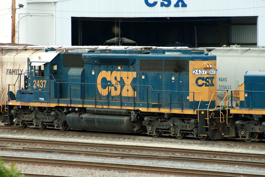CSX 2437 Selkirk NY: The NERAIL New England Railroad Photo Archive