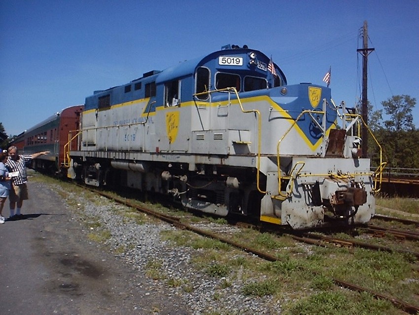 d&h rs36#5019 at north creek ny: The NERAIL New England Railroad Photo ...