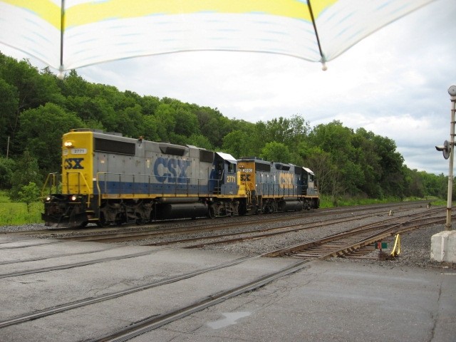 csx power runnnig lite back to kingston ny: The NERAIL New England ...