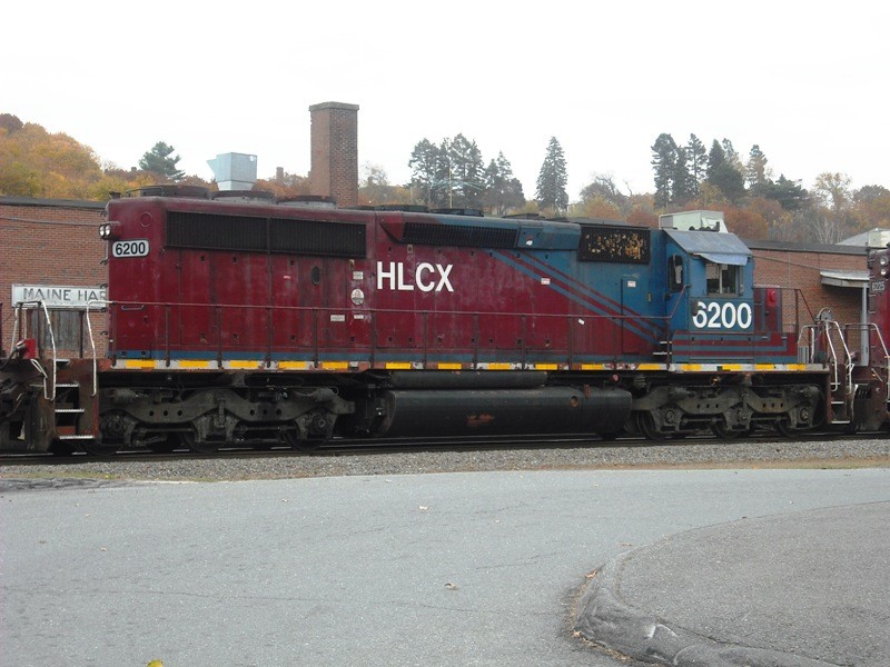 HLCX#6200 SD40-2 trails 621: The NERAIL New England Railroad Photo Archive