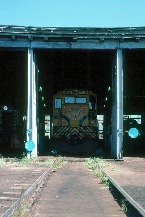 MEC GE "Independence Class" U18B No. 402: The NERAIL New England ...