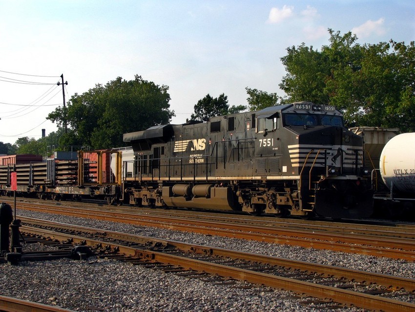 Welded Rail Train: The NERAIL New England Railroad Photo Archive
