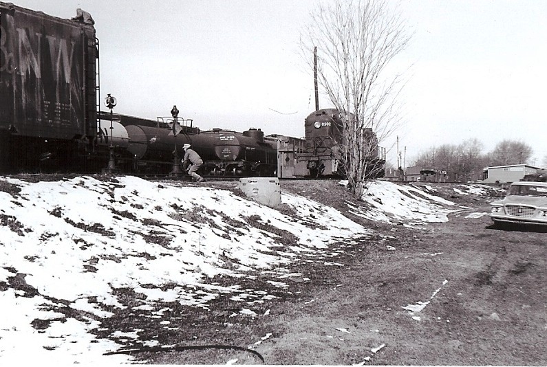 NH Flying Switch in Taunton: The NERAIL New England Railroad Photo Archive
