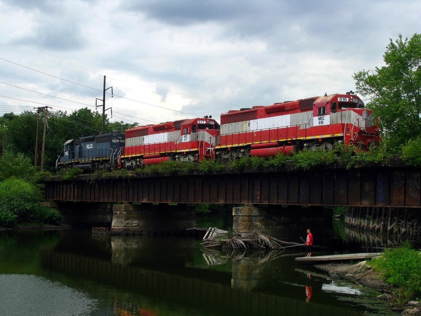 Back to his train: The NERAIL New England Railroad Photo Archive