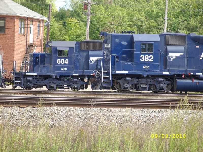 MEC#604e and MEC#382e cabs view at Rigby: The NERAIL New England ...