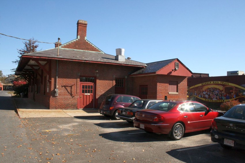 East Hampton Mass Rail Trail: The NERAIL New England Railroad Photo Archive