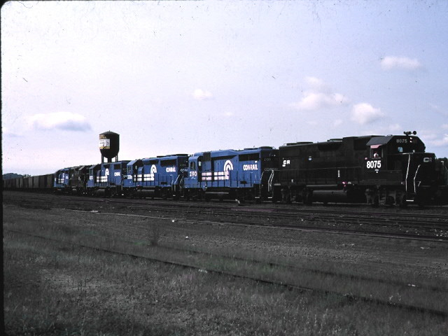 Conrail 8075: The NERAIL New England Railroad Photo Archive