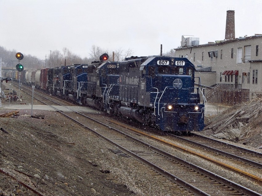 Westbound road freight: The NERAIL New England Railroad Photo Archive