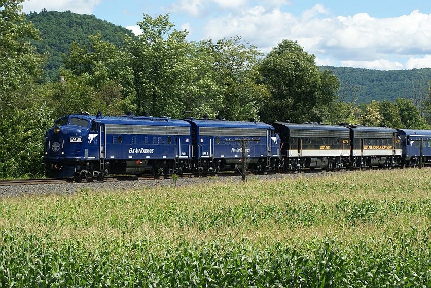 OCS at Buckland: The NERAIL New England Railroad Photo Archive