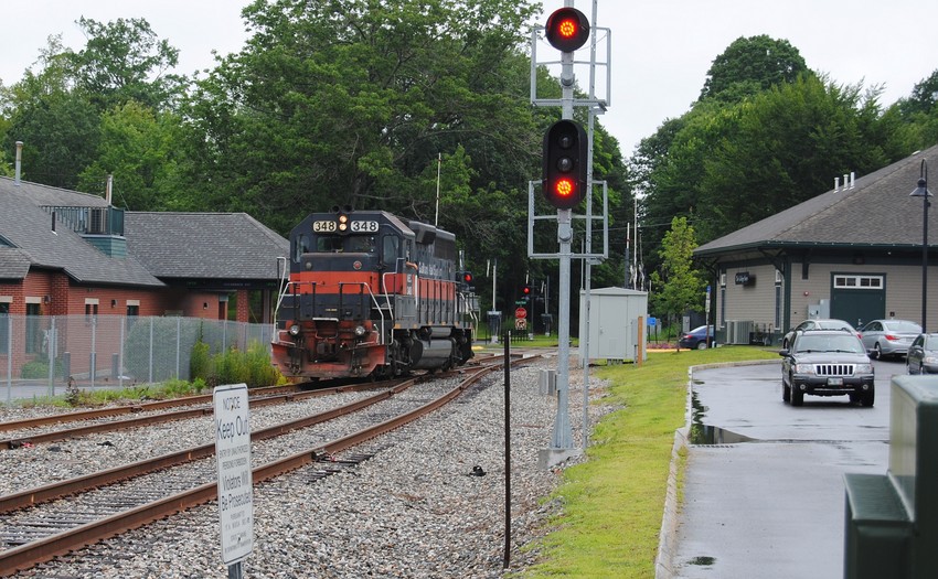 DO-1 MEC 348 @ Brunswick Station: The NERAIL New England Railroad Photo ...