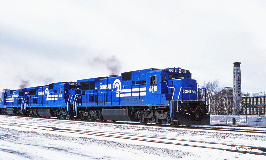 CONRAIL Freight throttles up heading out of Worcester, Ma.: The NERAIL ...