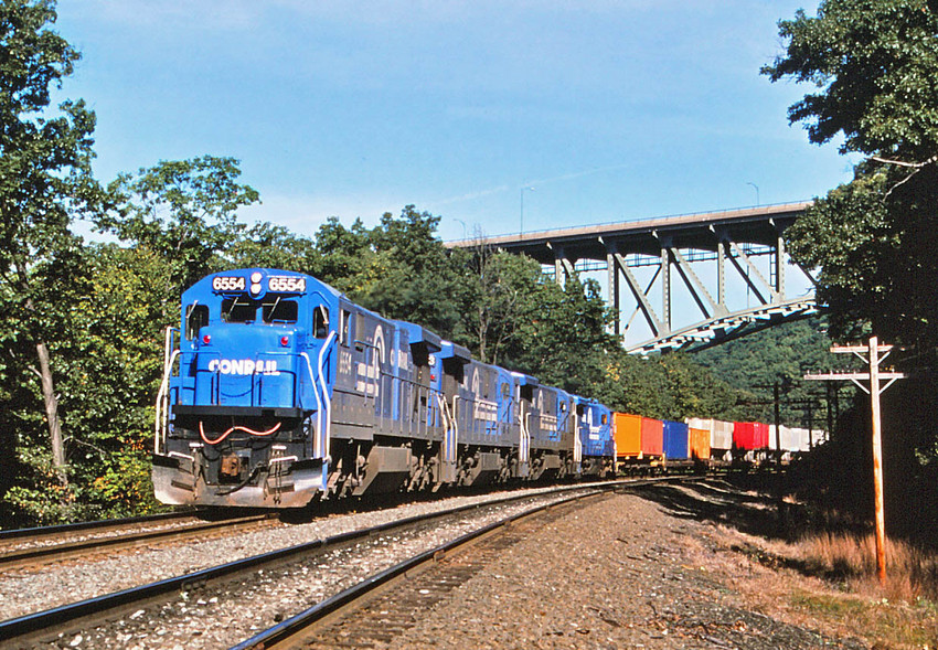 CONRAIL at Woronoco, Ma.: The NERAIL New England Railroad Photo Archive