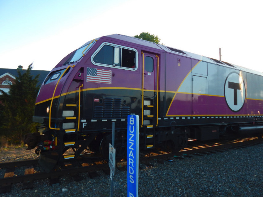 HSP46 on the Capeflyer: The NERAIL New England Railroad Photo Archive