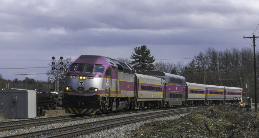 MBTA Train 409 Passing the Willows behind MBTA 010: The NERAIL New ...