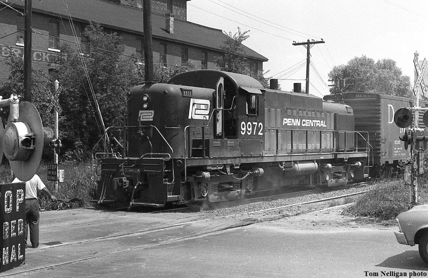 DeWitt Geep at Manchester: The NERAIL New England Railroad Photo Archive