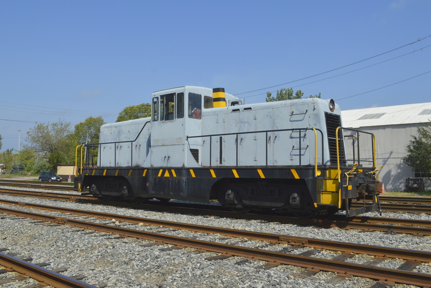 Ex-USN 80 Tonner: The NERAIL New England Railroad Photo Archive