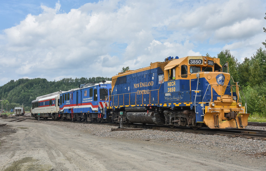 FRA rail inspection car Newport, VT: The NERAIL New England Railroad ...