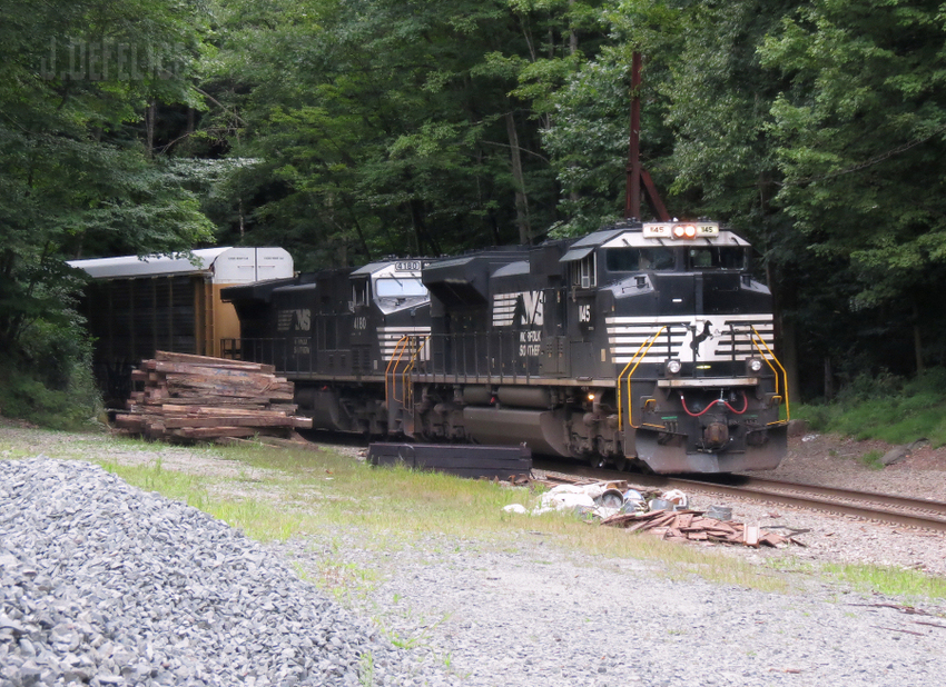 Pan Am Southern Train 22K at East Portal, Hoosac Tunnel: The NERAIL New ...