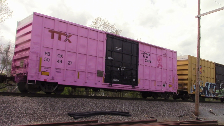 Breast cancer TTX boxcar: The NERAIL New England Railroad Photo Archive