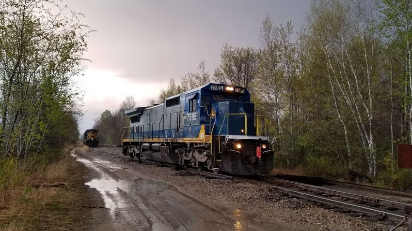 NA-2 7595 at River Road in Bow: The NERAIL New England Railroad Photo ...