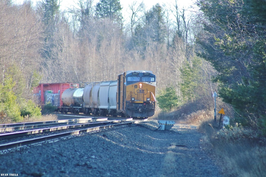 Q424 rolling east past Bullards crossing: The NERAIL New England ...