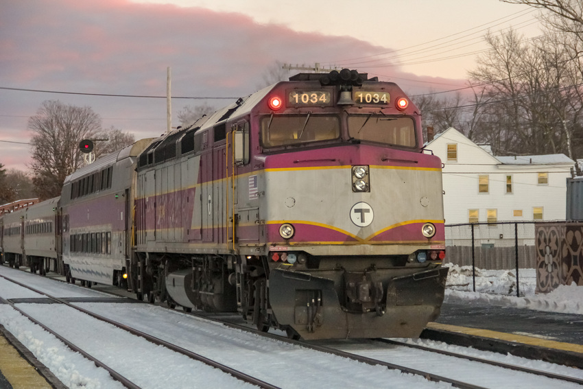 MBTA Train #2408: The NERAIL New England Railroad Photo Archive