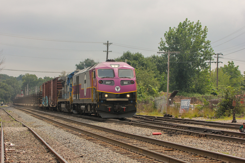 MBTA CWR train in Ayer: The NERAIL New England Railroad Photo Archive