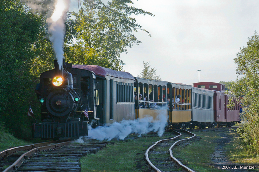 Monson No. 4 at Portland: The NERAIL New England Railroad Photo Archive