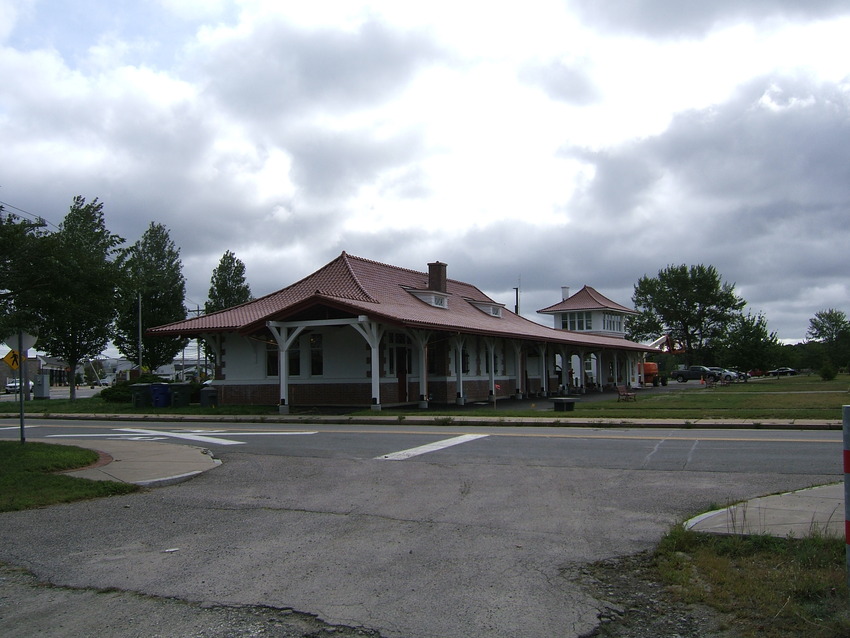 Renovated Buzzards Bay RR Station / Control Tower: The NERAIL New ...