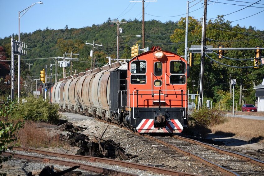 10 More Loads: The NERAIL New England Railroad Photo Archive