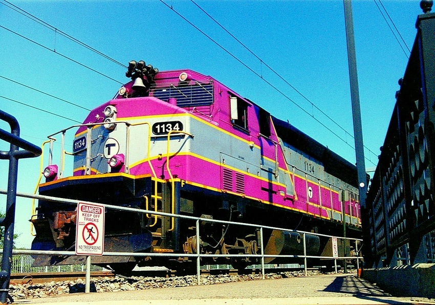 MBTA GP40MC at Mansfield: The NERAIL New England Railroad Photo Archive