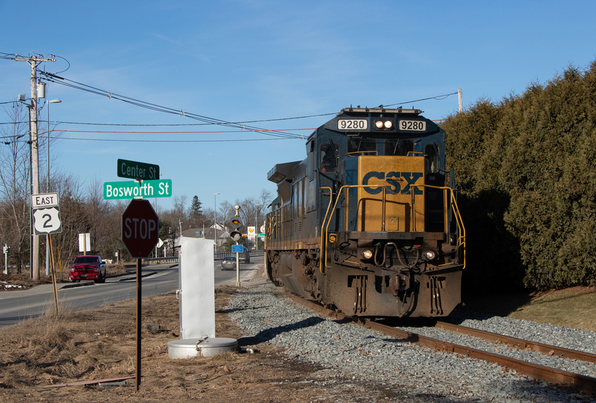 CSXT 9280 Leads L072 West at French Island: The NERAIL New England ...