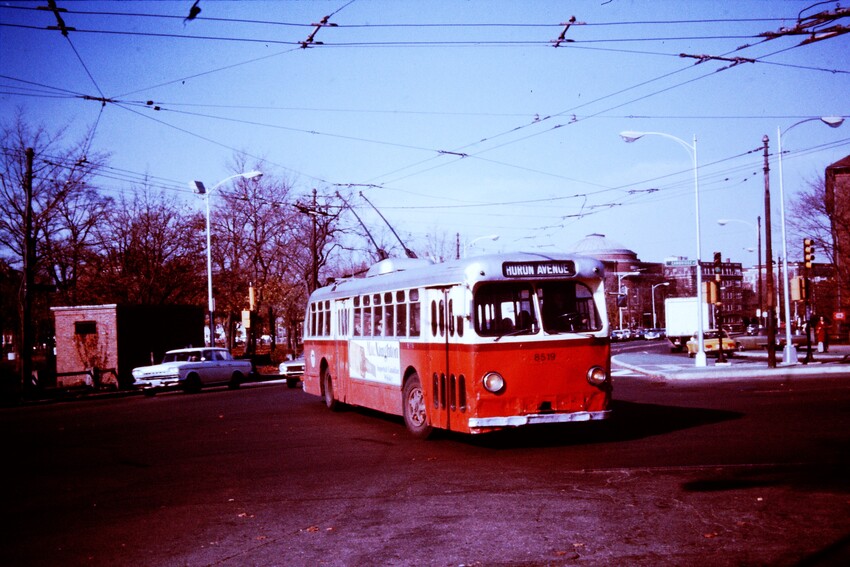 Pullman trackless trolley: The NERAIL New England Railroad Photo Archive