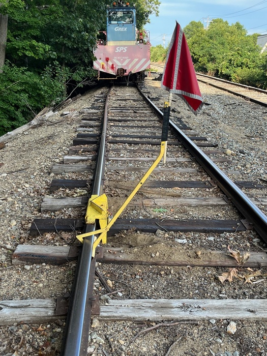 CSX Slot Train in Milford: The NERAIL New England Railroad Photo Archive